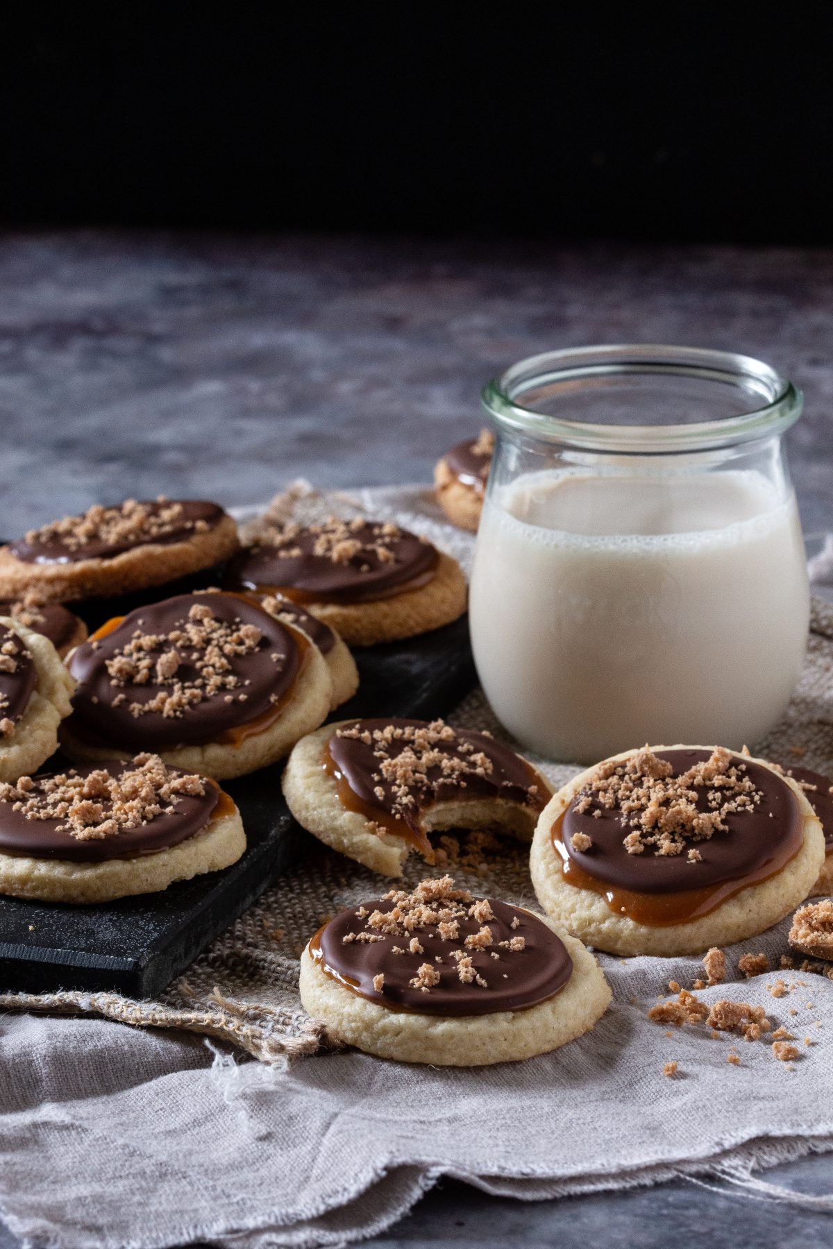 Die besten Schokoladen-Toffee-Kekse - Glücksgenuss