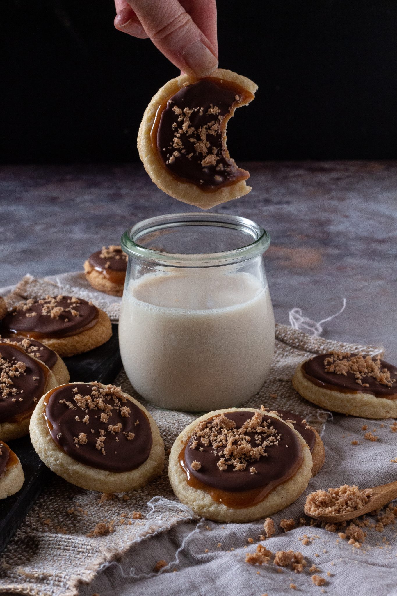 Die besten Schokoladen-Toffee-Kekse - Glücksgenuss